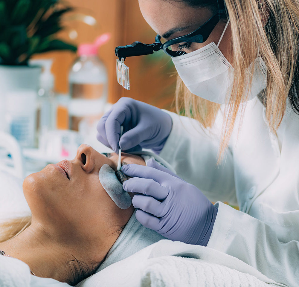 Online Lash Lift Course | Accredited | The Beauty Training School